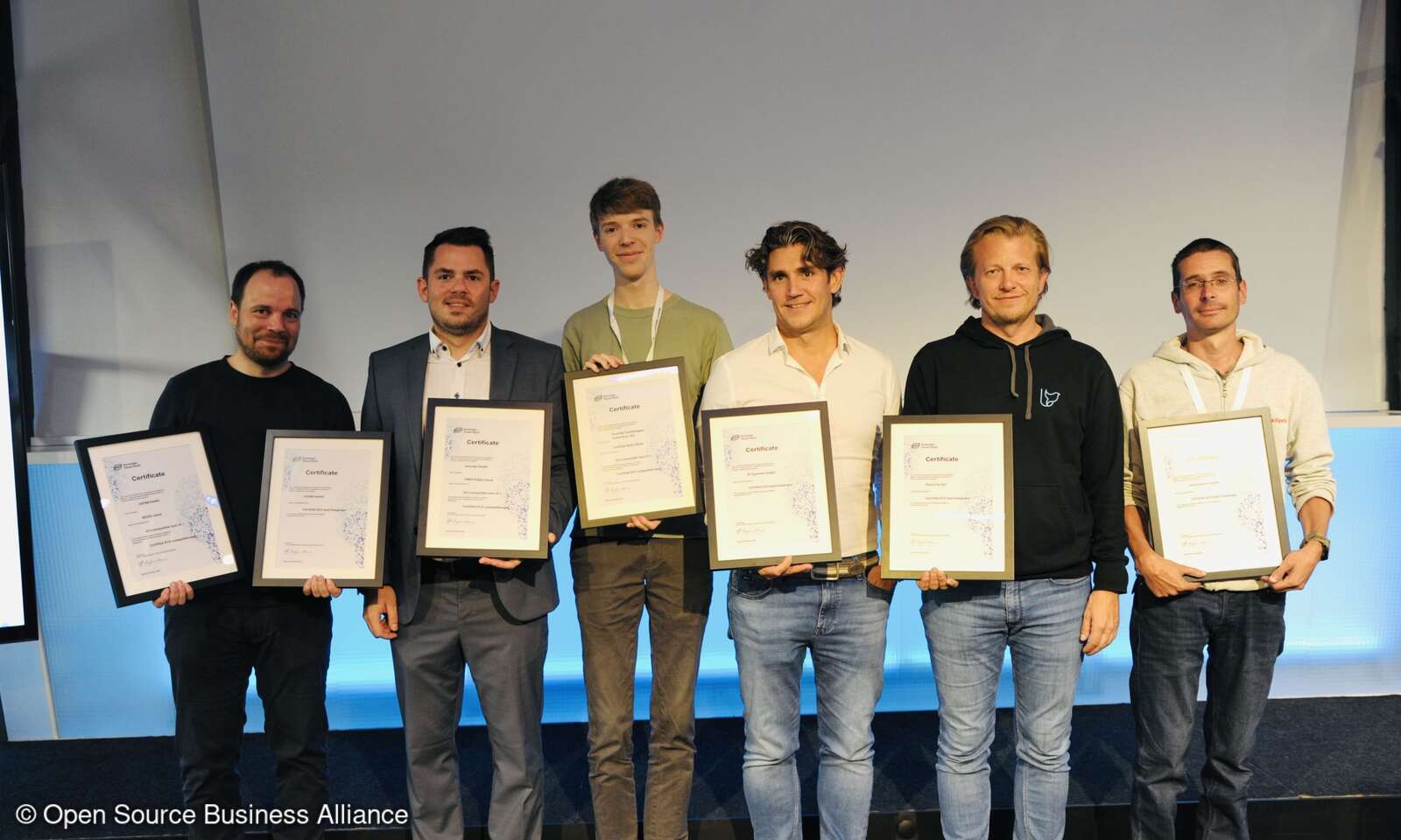 Erste Sovereign Cloud Stack-Zertifikate gingen an Cloud-Anbieter - connect-professional