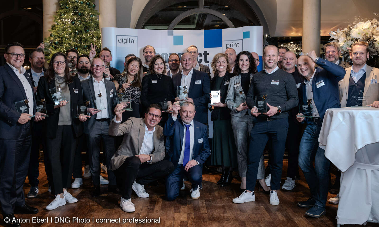 Magazin - connect professional - connect-professional